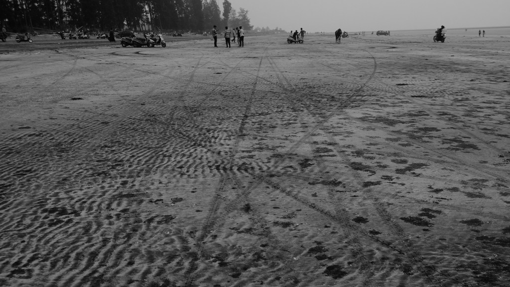 Meera Usha Krishnan‘s mini album: Sea/See Patterns – DoubleSpeak